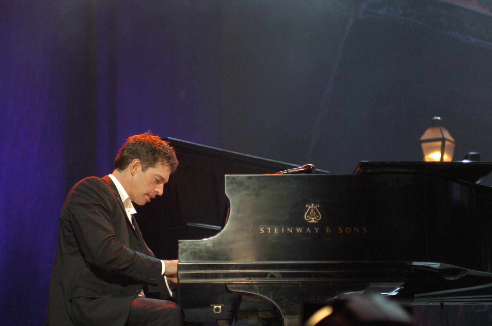 Live Performances | Harry Connick Jr. - Official Site